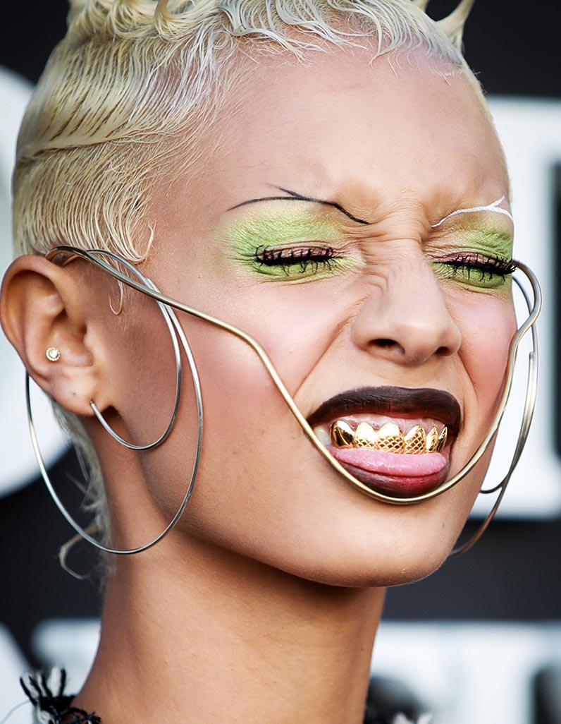 History of mouth grillz | FLANNELS